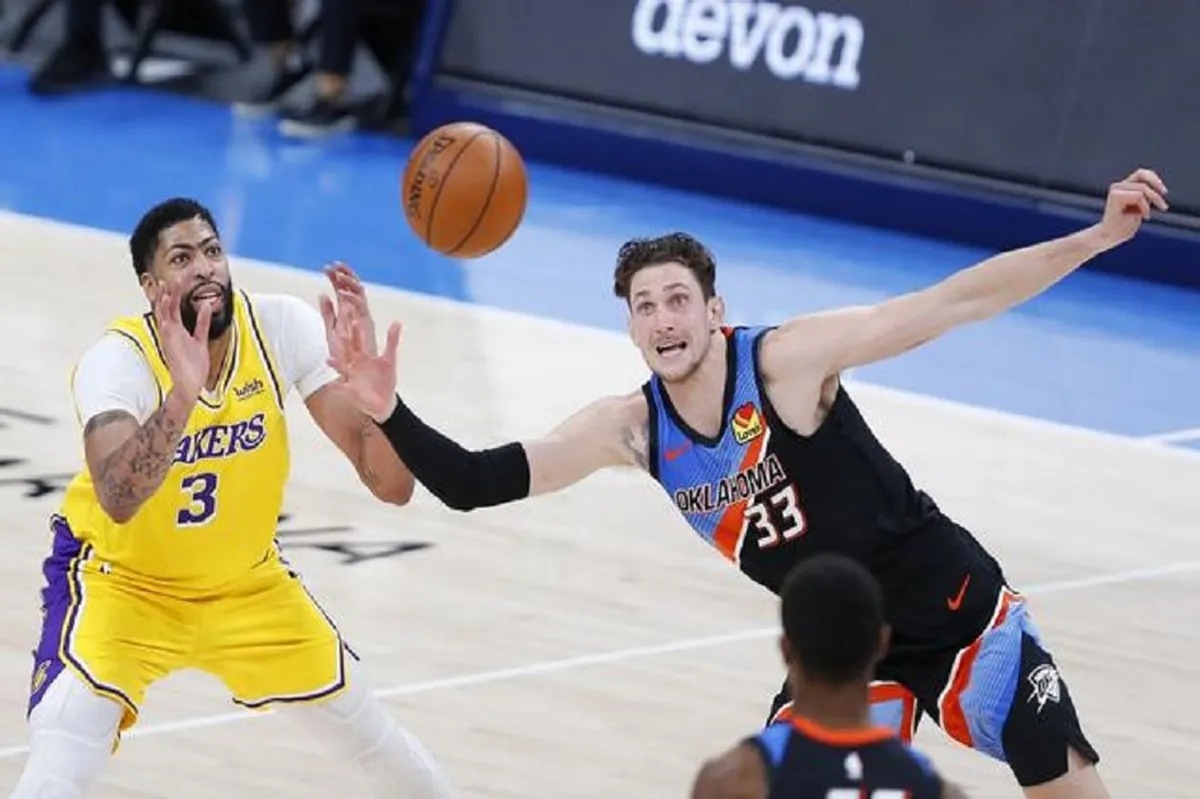 Thunder's Mike Muscala in concussion protocol | ABS-CBN Sports