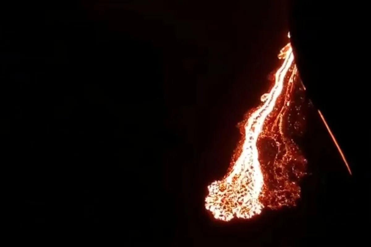 Icelandic volcano erupts, lighting up night sky near Reykjavik | ABS-CBN