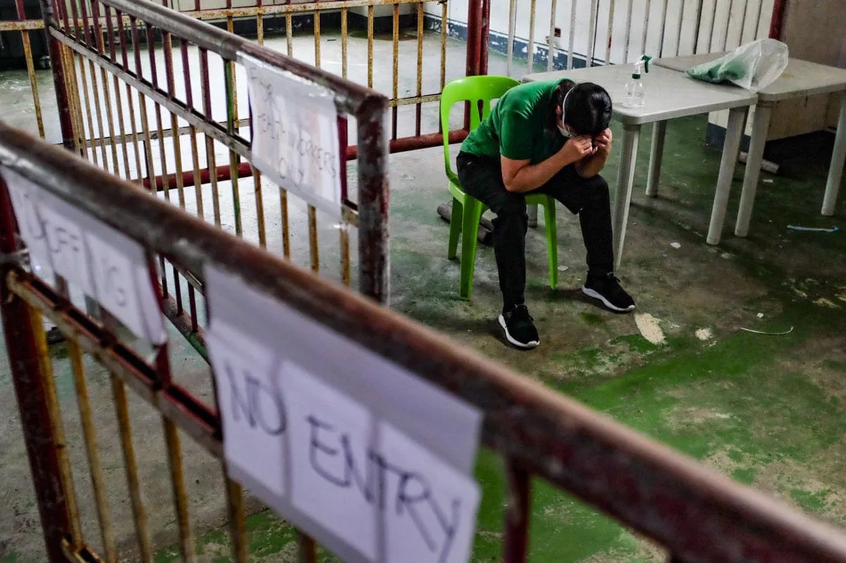 How to hope while grieving: Counselor gives tips on handling sadness ...