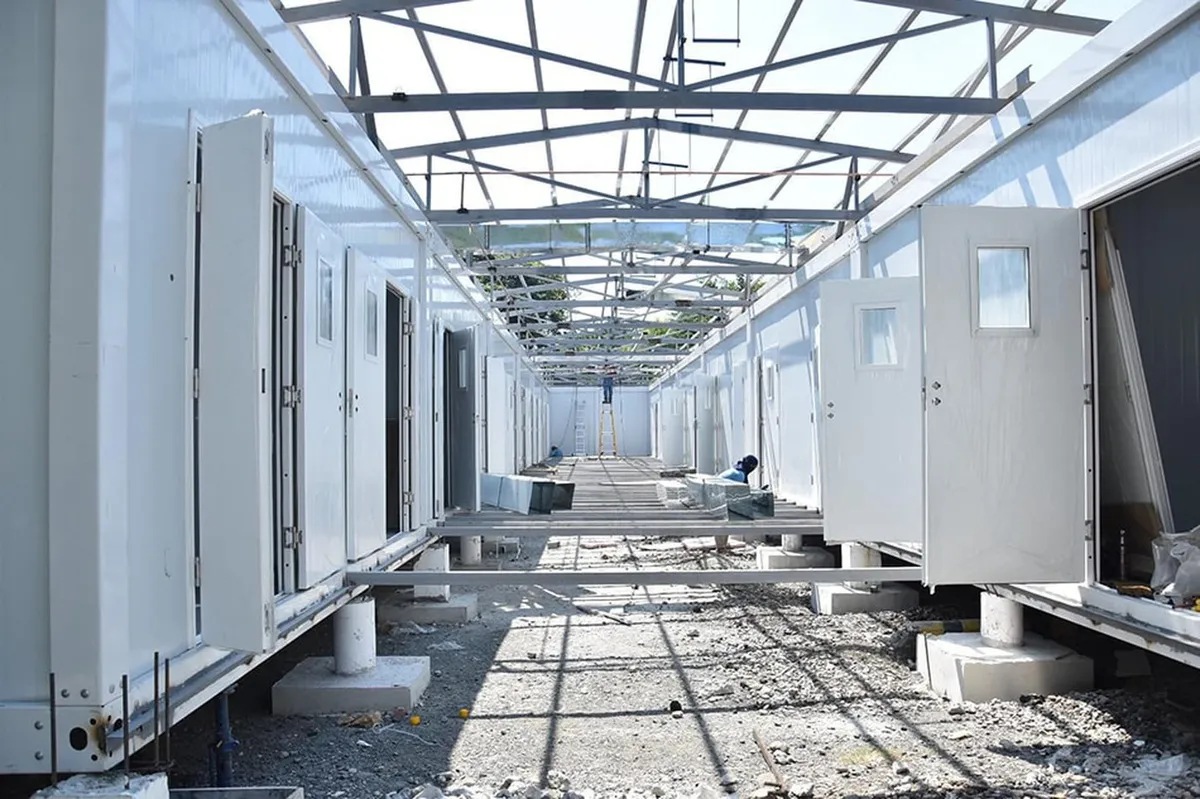 3 modular hospitals sa loob ng Lung Center inaasahang matapos ngayong ...