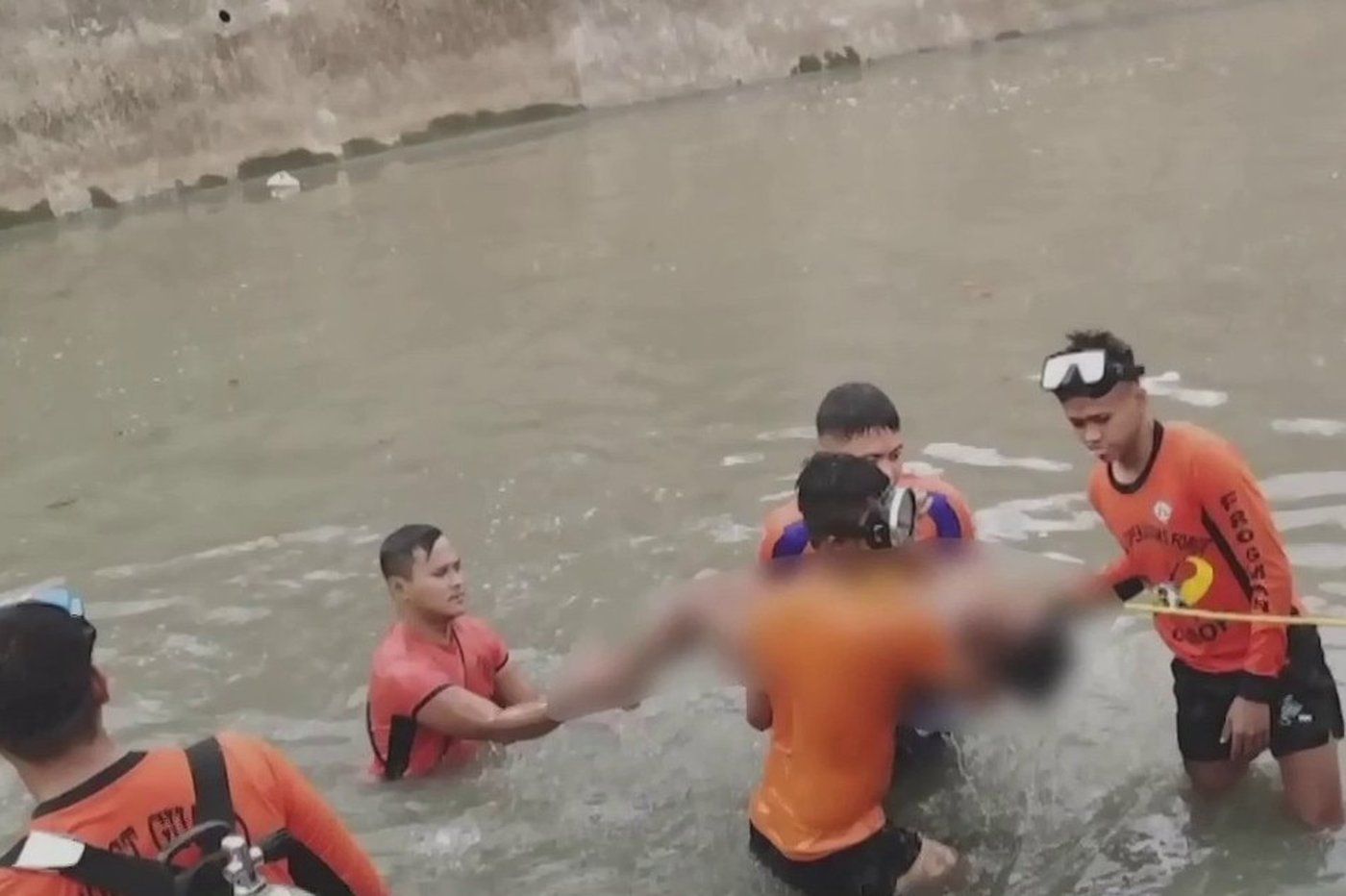 2 bata nalunod sa ilog sa Dasmarinas, Cavite | ABS-CBN News