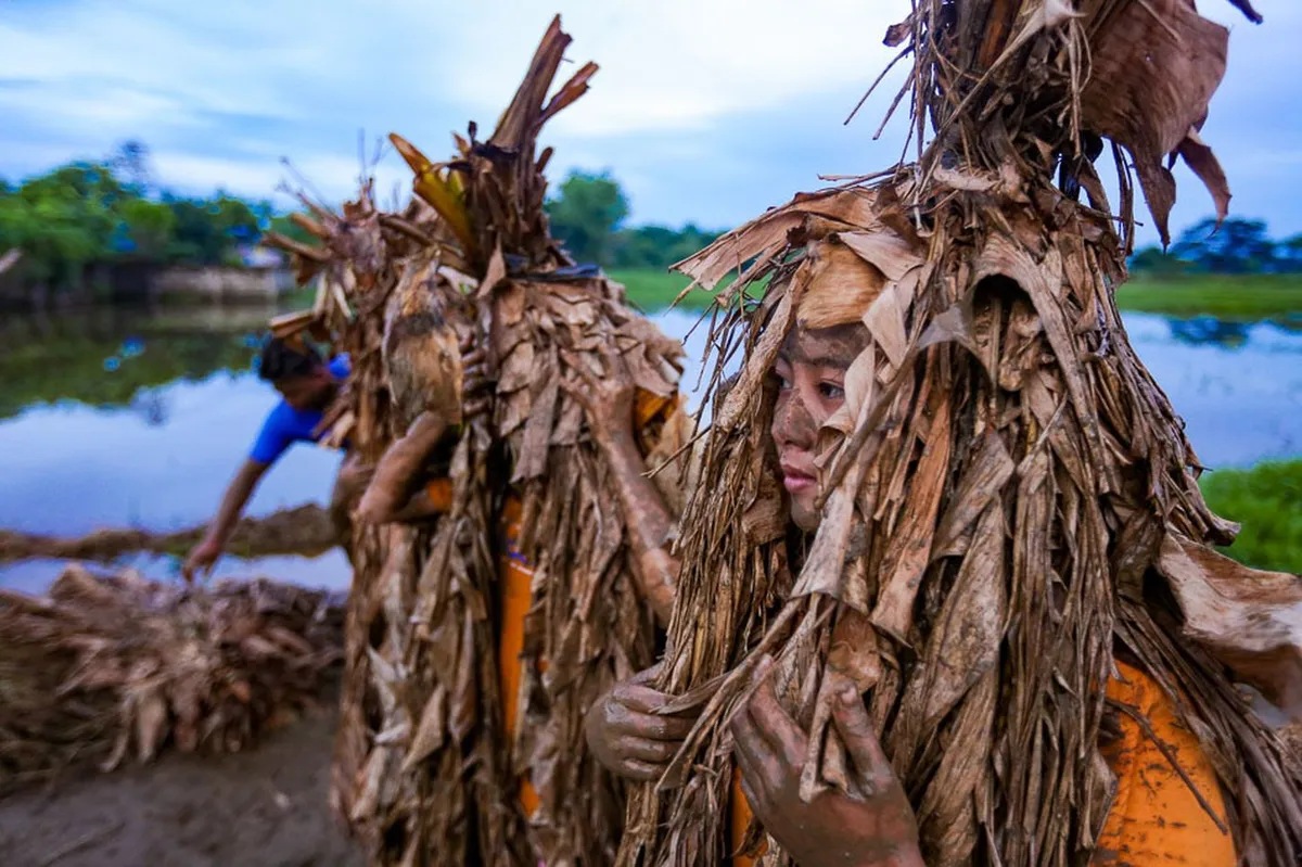 Despite COVID-19, Taong Putik festival pushes through | ABS-CBN Lifestyle