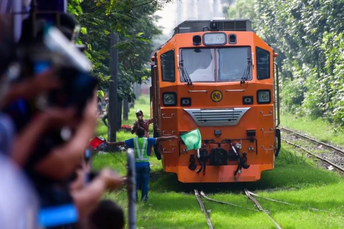 PNR unveils new high-capacity train sets from Indonesia | ABS-CBN News