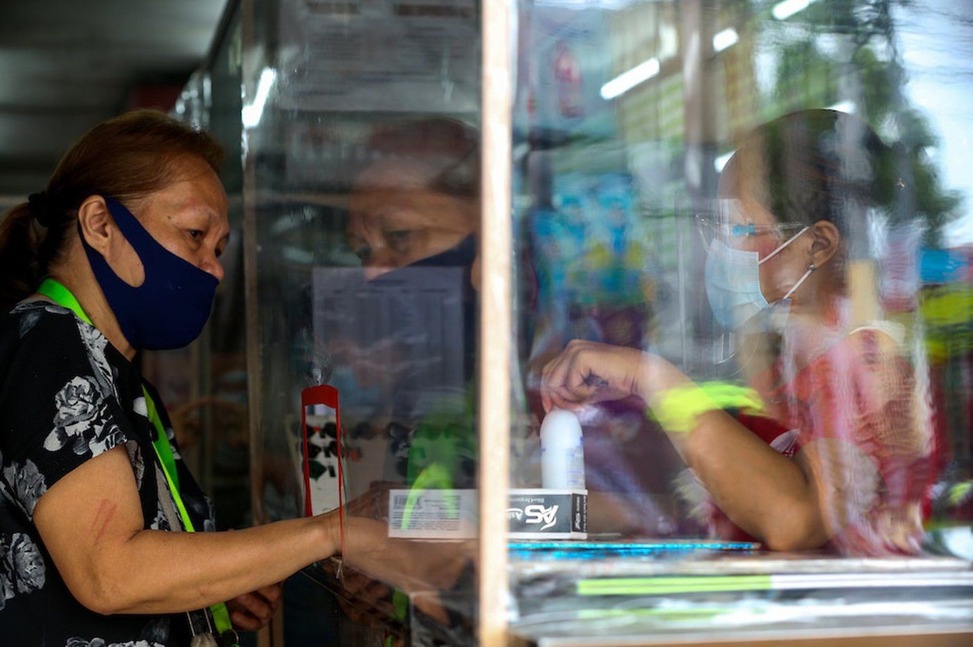 IATF requires all establishments to adopt Stay Safe contact-tracing app ...