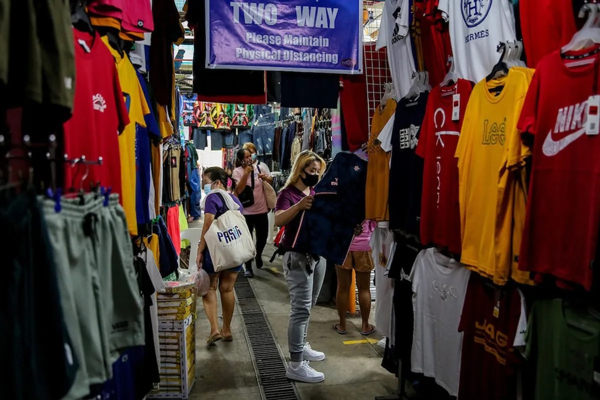 Murang damit, ibang pang-regalo sa Pasko mabibili sa Taytay Tiangge ...