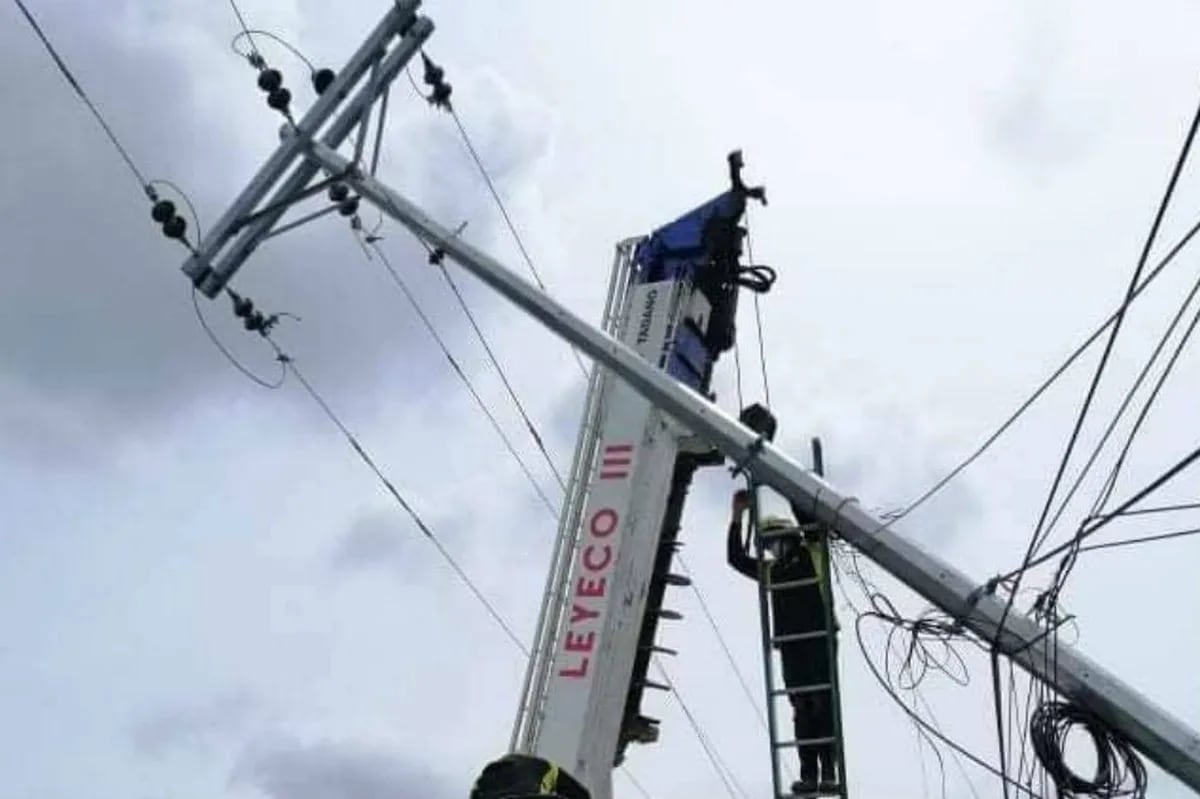 Yolanda survivors tumulong sa mga nasalanta ng bagyong Rolly sa Albay ... Yolanda survivors tumulong sa mga nasalanta ng bagyong Rolly sa Albay ...