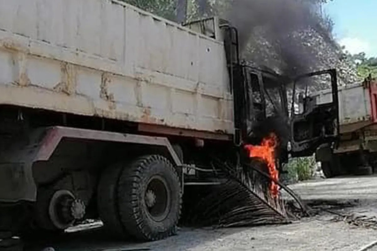 Heavy equipment, sinunog ng mga hinihinalang miyembro ng NPA sa Surigao ... Heavy equipment, sinunog ng mga hinihinalang miyembro ng NPA sa Surigao ...