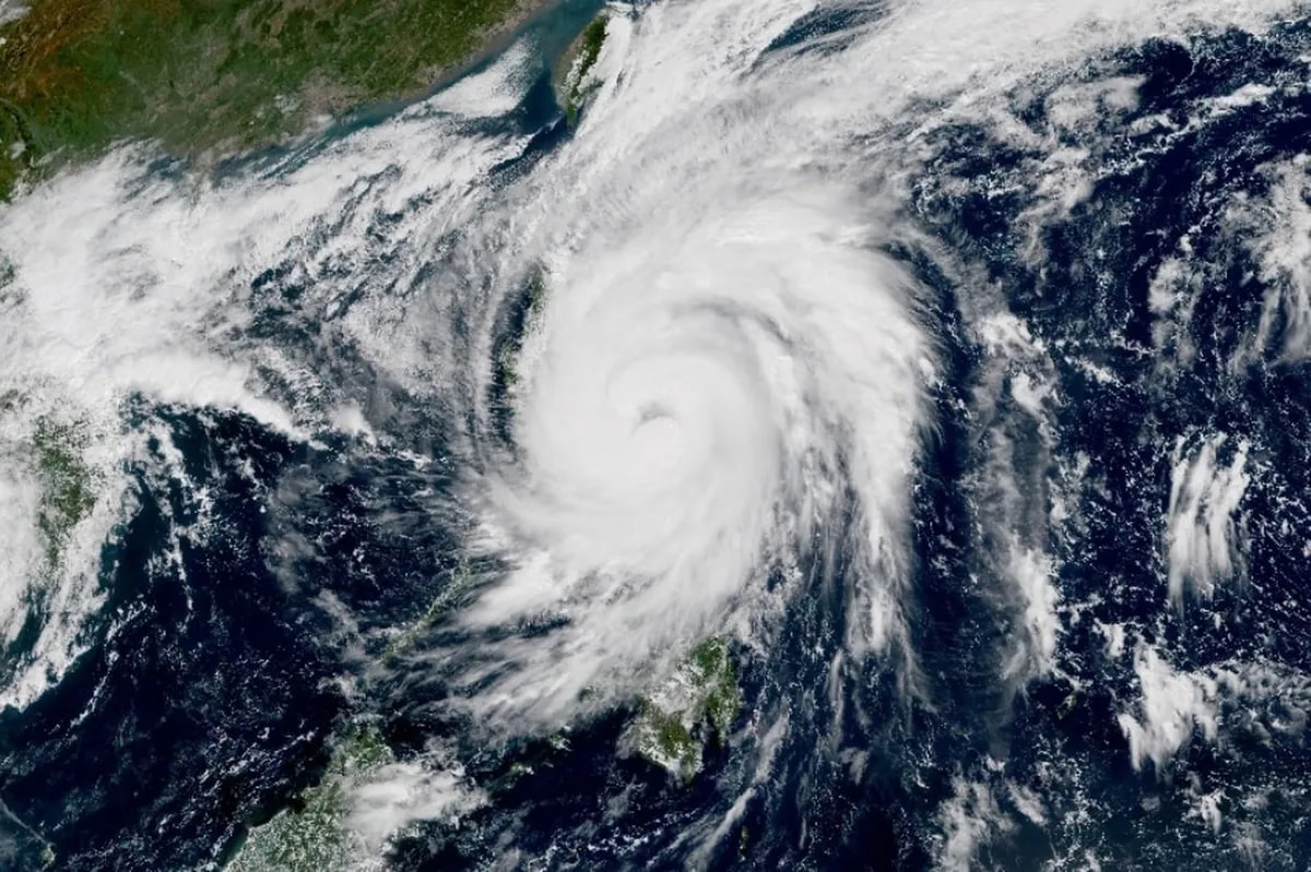 Storm surge warning in Luzon, Metro Manila as Ulysses looms | ABS-CBN News