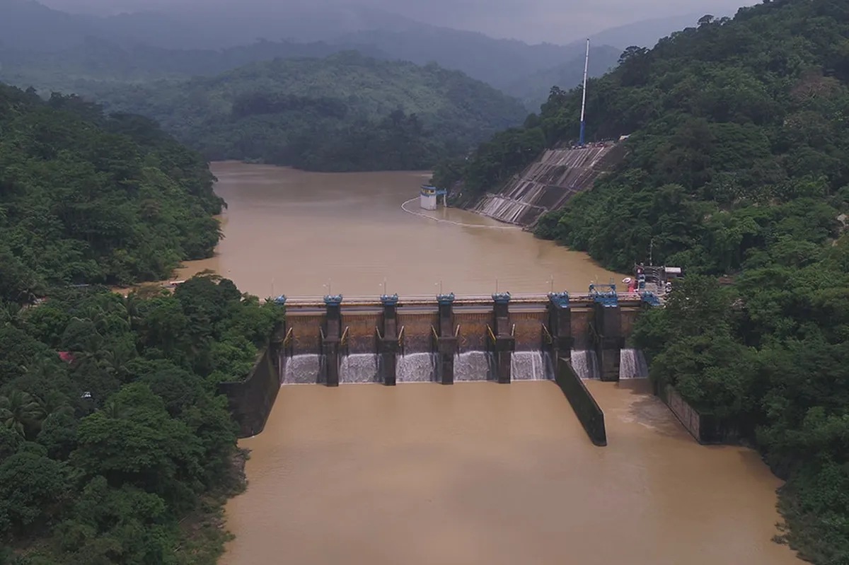 Flood alerts as major Luzon dams spill over due to Ulysses | ABS-CBN News