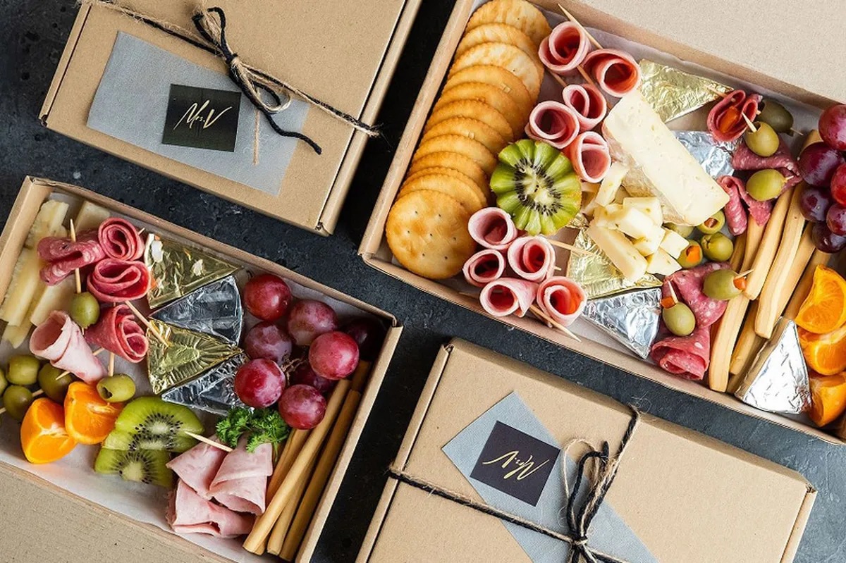 Christmas 2020: These grazing boxes, set menus are ideal for 'new ...