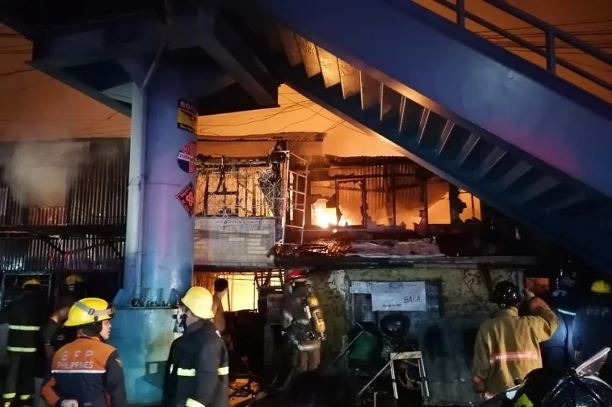 Nasa 50 bahay, sumiklab sa Quezon City; 100 pamilya apektado | ABS-CBN News