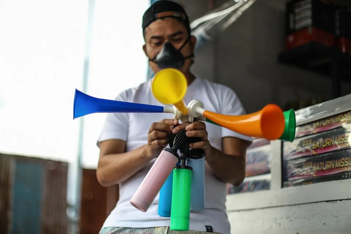 Making noise with modified ‘torotot’ | ABS-CBN News