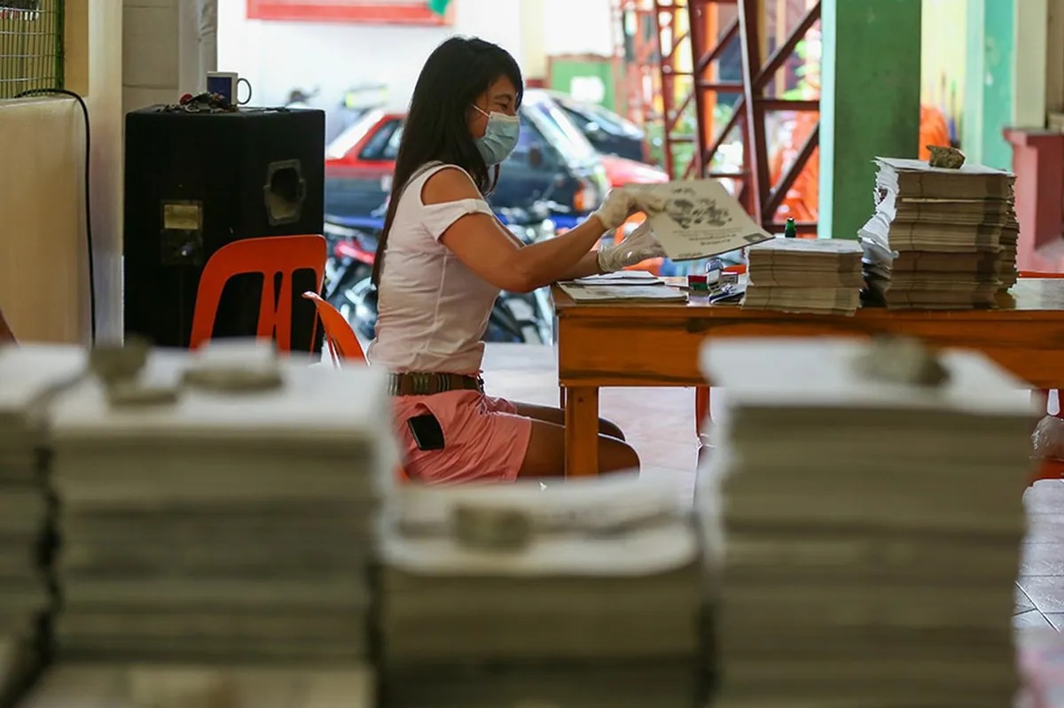 'Mag-late enrollment na lang sa halip na huminto sa pag-aaral' | ABS ...