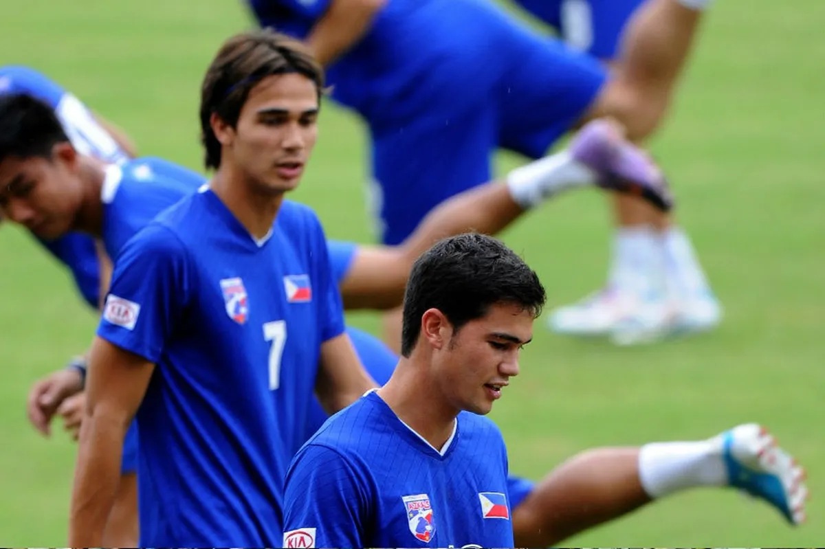 How the Younghusbands fell in love with Philippine football | ABS-CBN ...