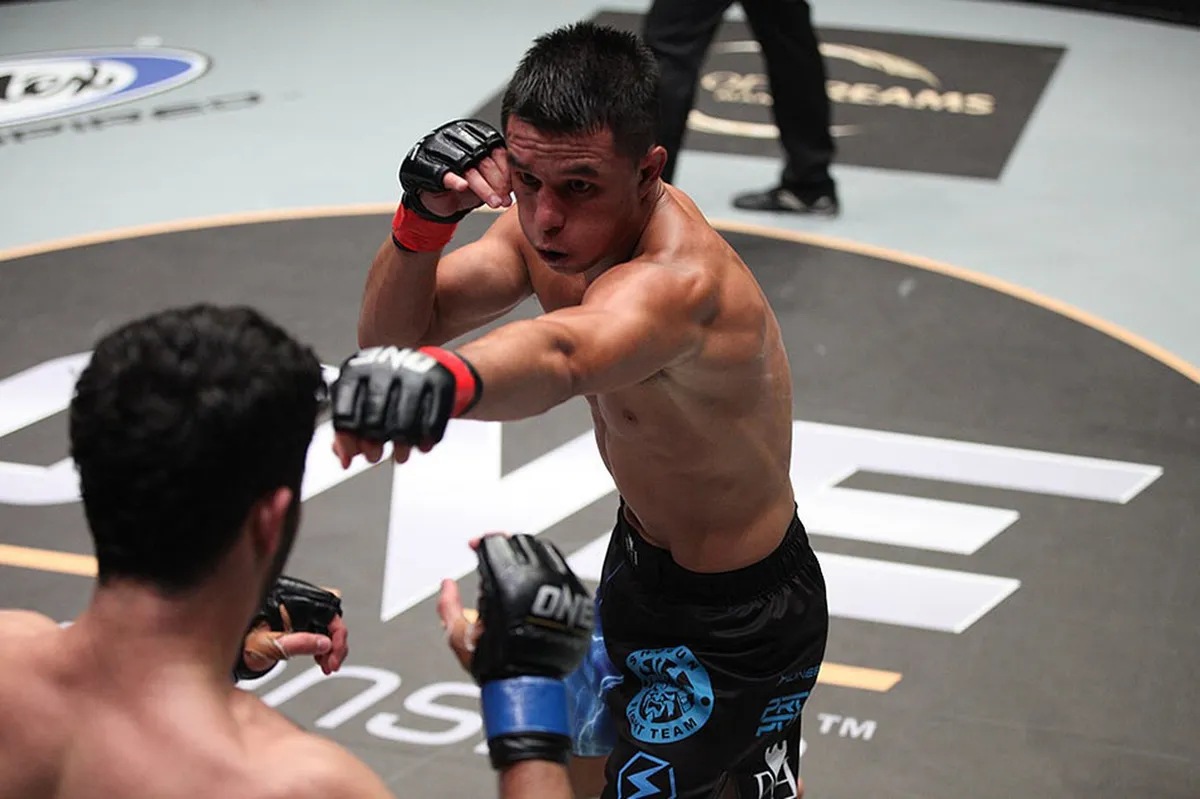 MMA: Fil-Aussie fighter Reece McLaren stops Finnish opponent in 1 round ...