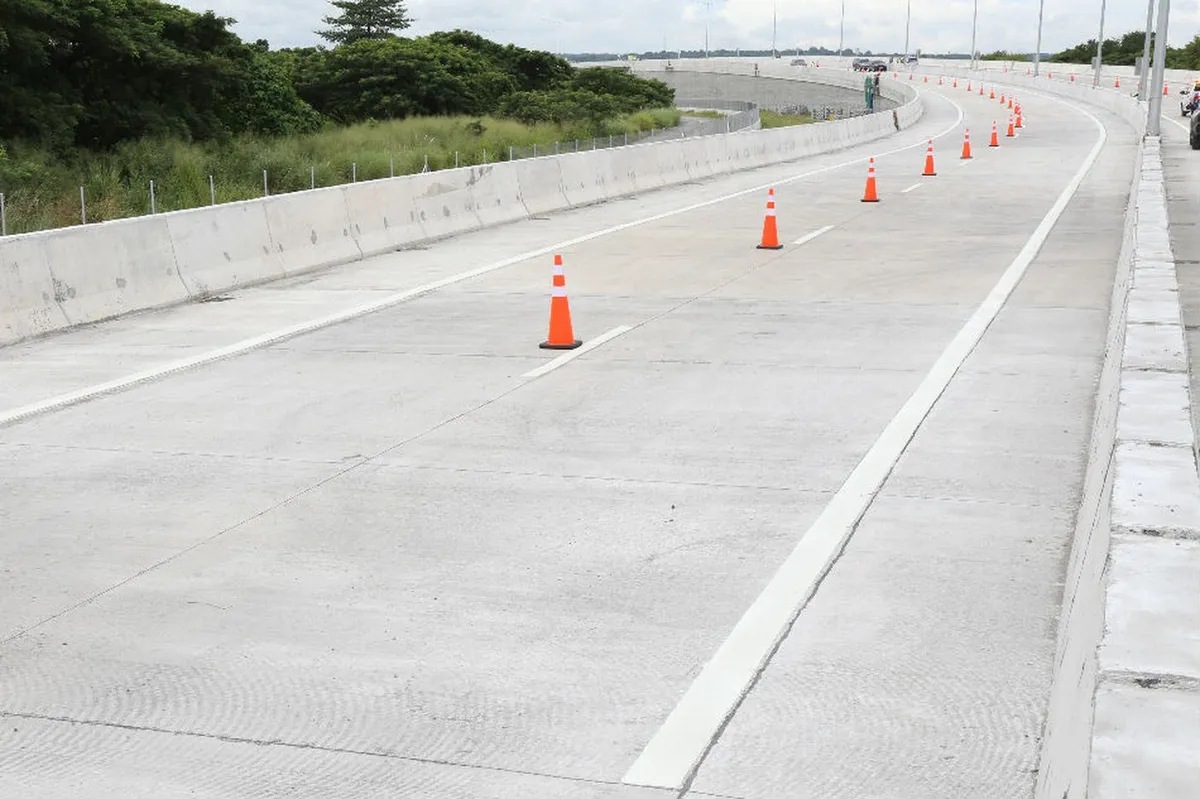 Metro Pacific unit pays second tranche of CALAX concession fee ahead of ...