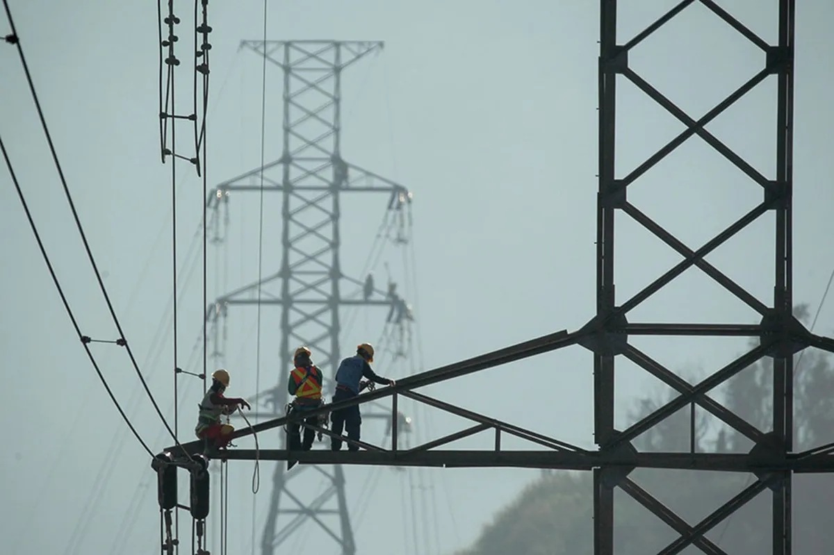 '87 kites entangled': NGCP warns vs activities near power facilities ...