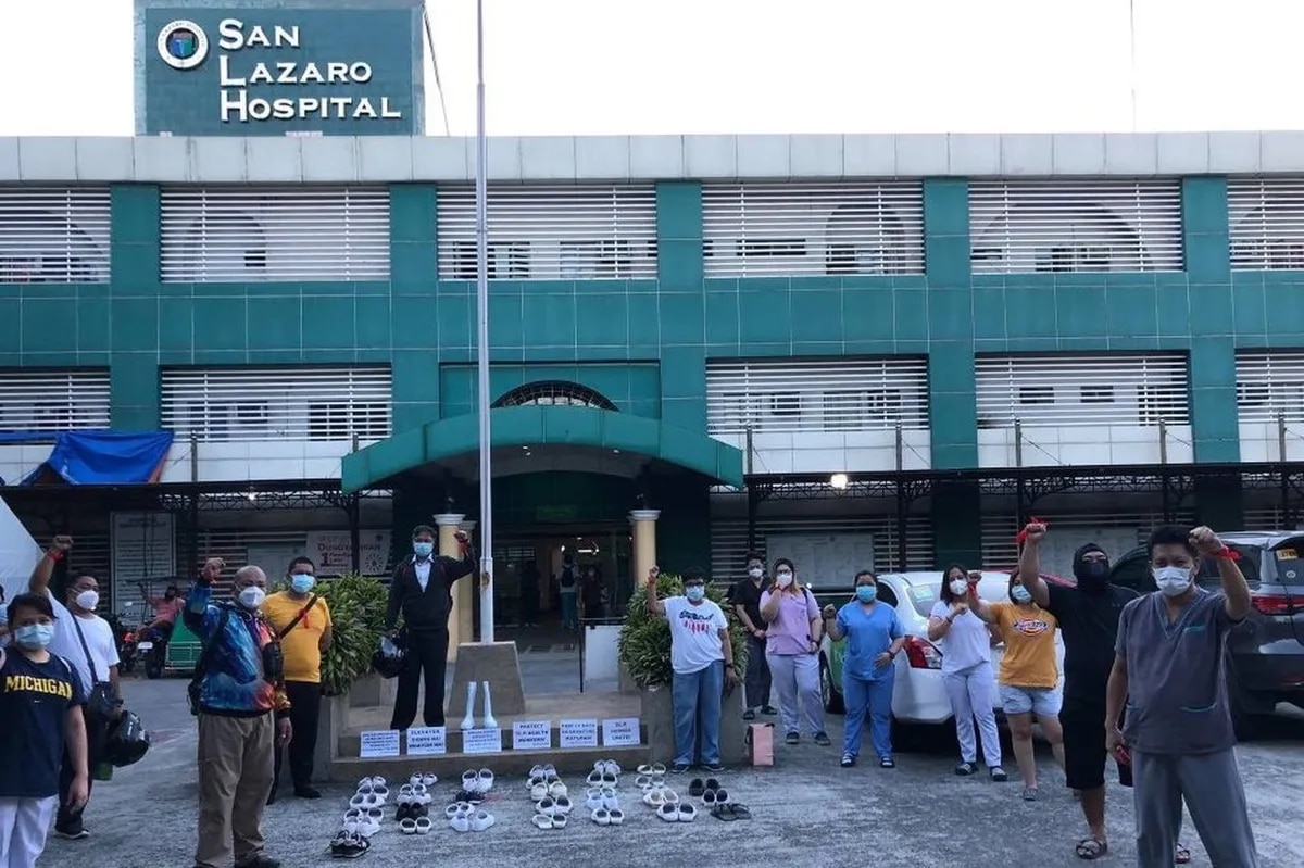 LOOK: San Lazaro Hospital nurses hold silent protest, call for improved ... LOOK: San Lazaro Hospital nurses hold silent protest, call for improved ...