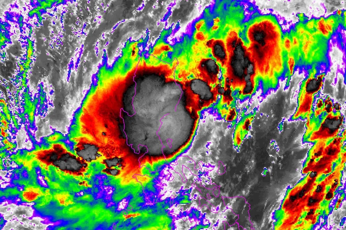 Tropical storm Pepito makes landfall over Aurora | ABS-CBN News