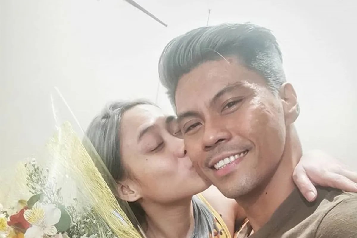 Kim Molina, Jerald Napoles mark 6th anniversary as a couple | ABS-CBN ... Kim Molina, Jerald Napoles mark 6th anniversary as a couple | ABS-CBN ...