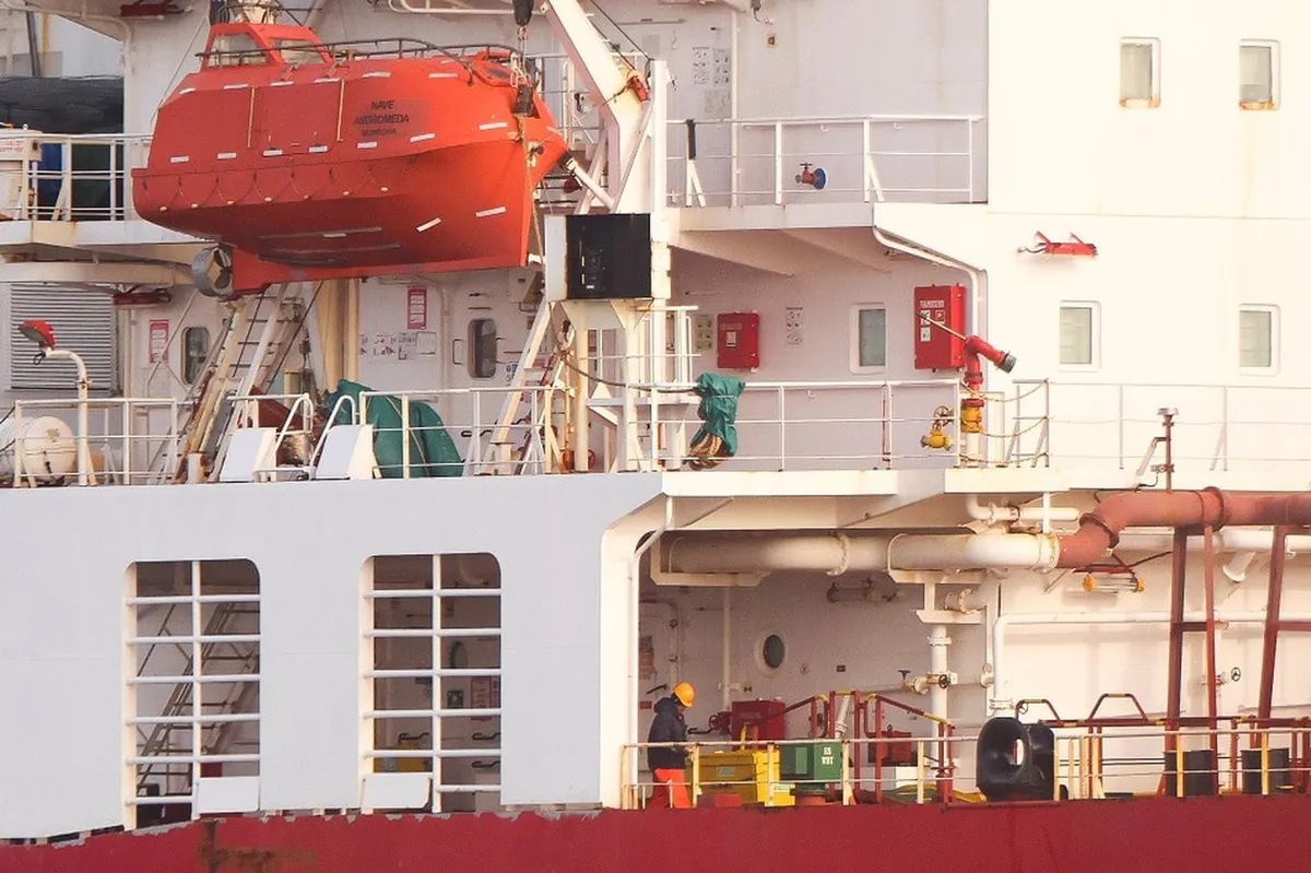 Tanker operator thanks British special forces for storming vessel after ...