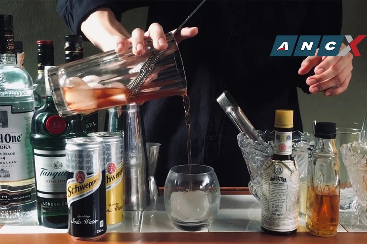 This is the bar setup you’ll need to perfect your cocktail mixing game ...