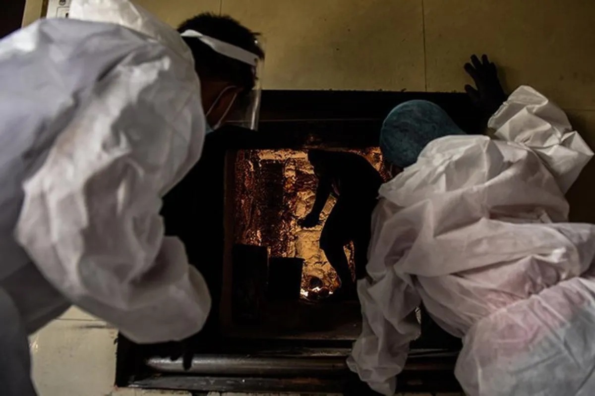 'Second tragedy': Cremation traumatizes in virus-hit Philippines | ABS ...
