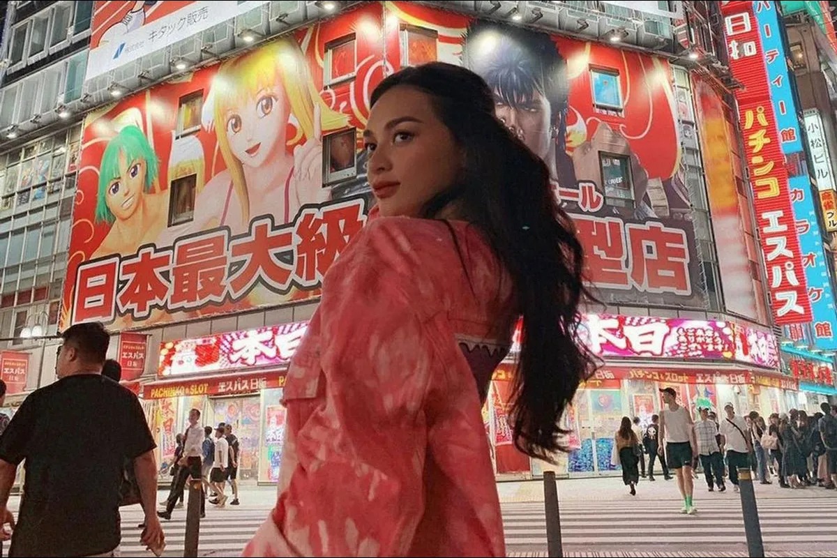 Kylie Verzosa may ilang rebelasyon sa kaniyang unang vlog | ABS-CBN Entertainment