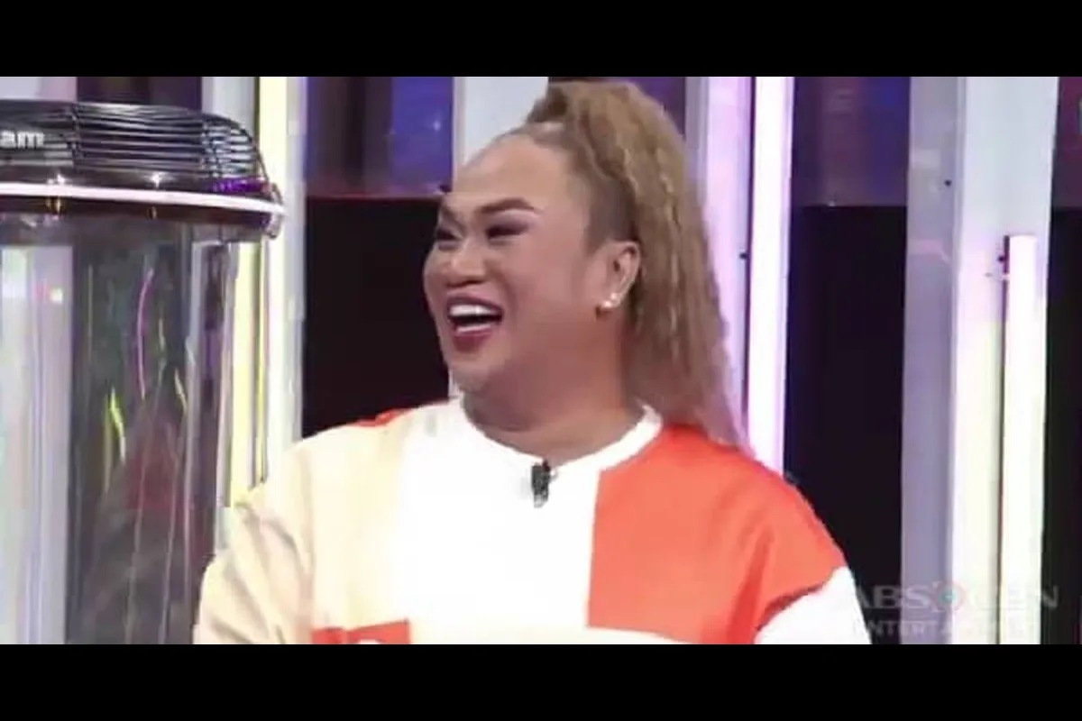 Rainbow Rumble: Negi, may kwento tungkol sa pag-angkas sa motor | ABS ...