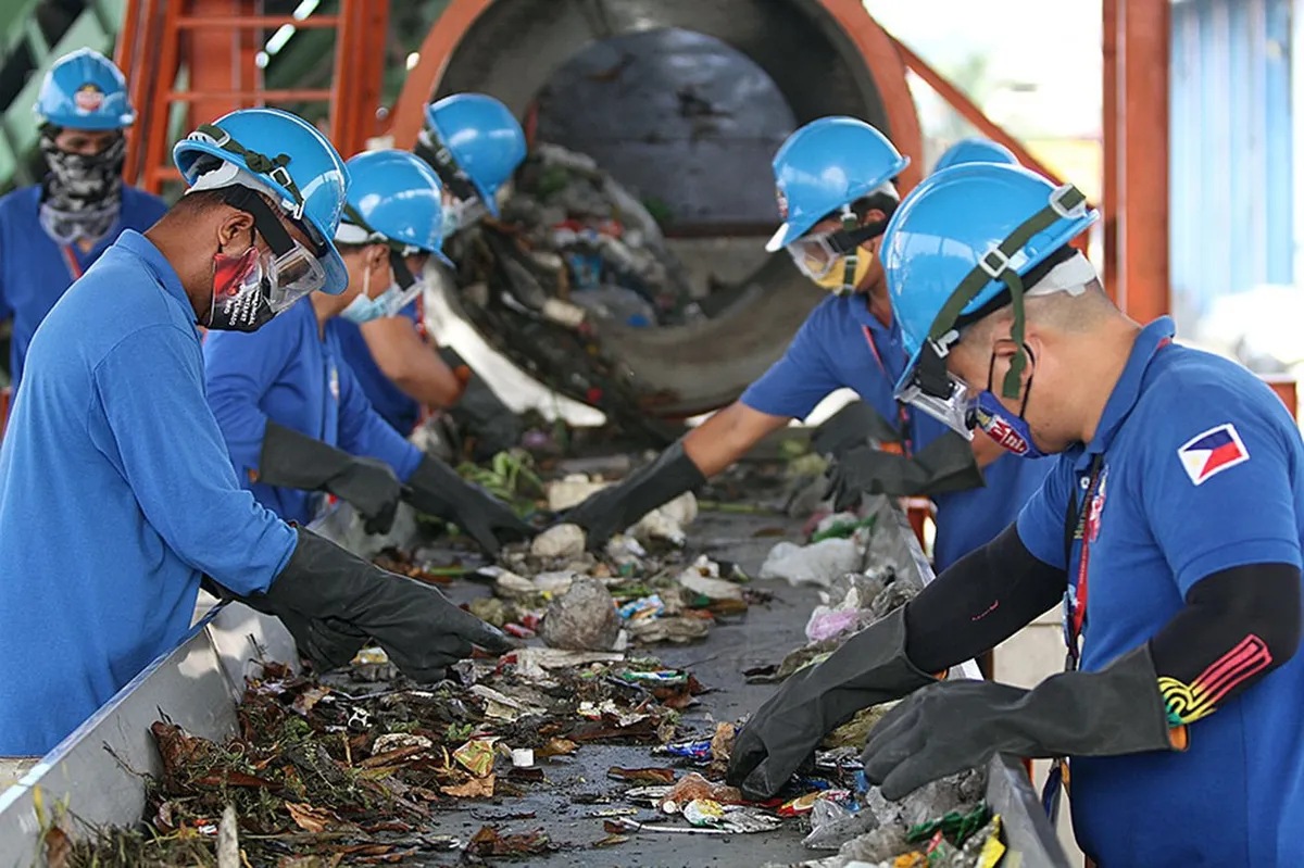Bagong solid waste facility ng MMDA, pinasinayaan | ABS-CBN News Bagong solid waste facility ng MMDA, pinasinayaan | ABS-CBN News