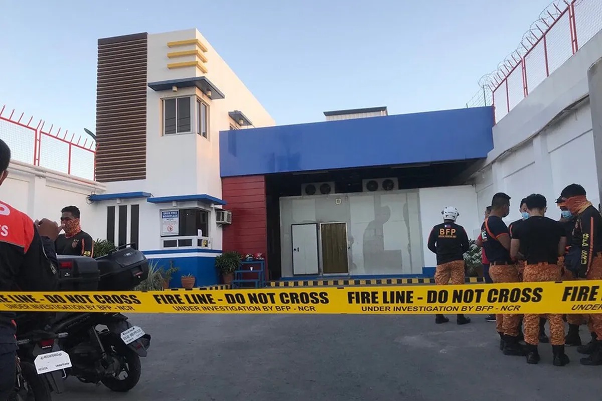 Ammonia tumagas sa planta ng yelo sa Parañaque | ABS-CBN News Ammonia tumagas sa planta ng yelo sa Parañaque | ABS-CBN News