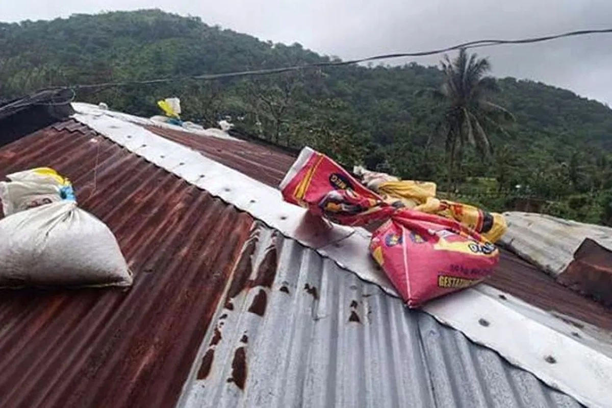 BMPM: Bagyong Ambo, maagang nagparamdam sa Bicol at Eastern Visayas | ABS-CBN News