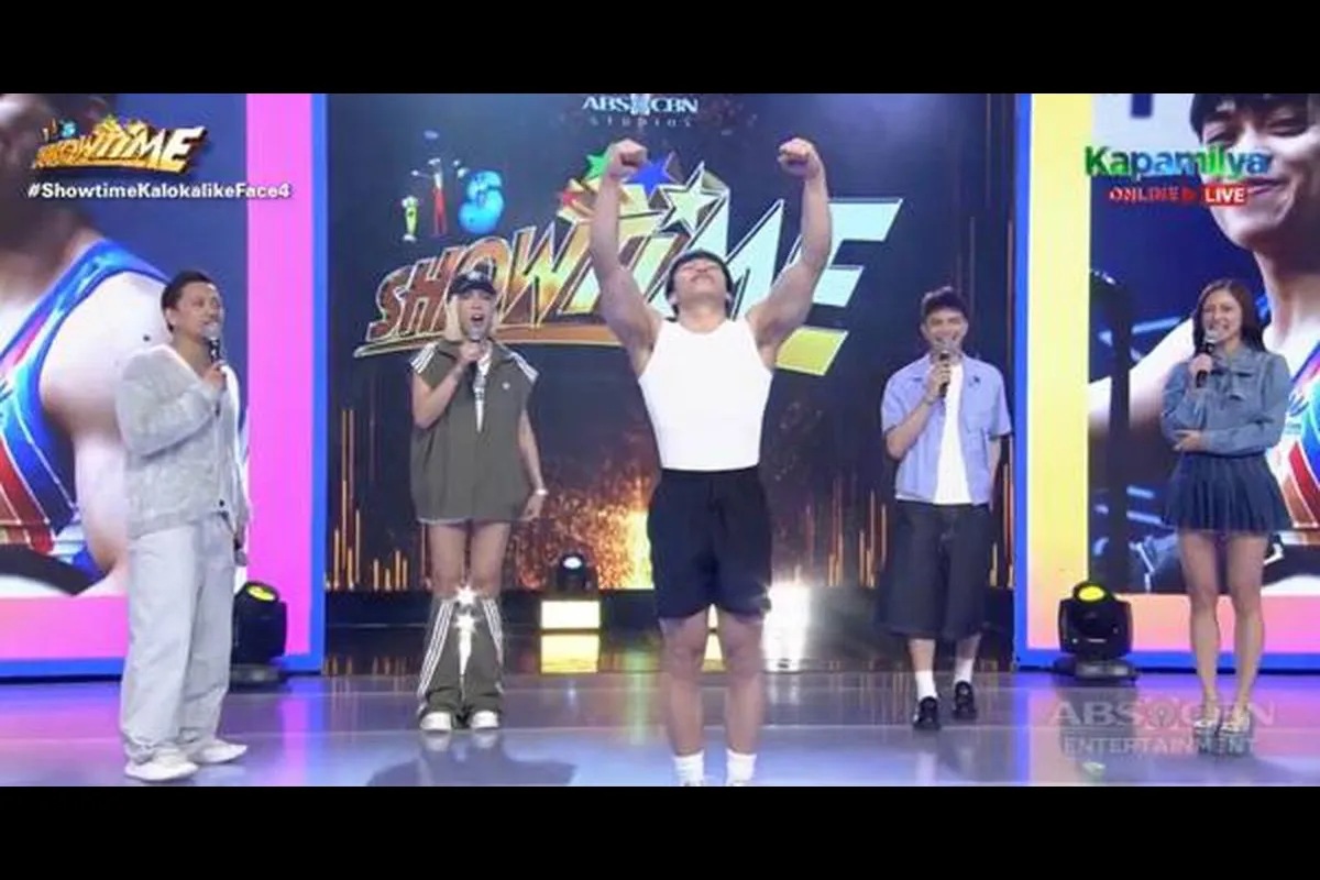 Carlos Yulo KalokaLike, ipinakita ang “winning pose” | It’s Showtime | ABS-CBN Entertainment