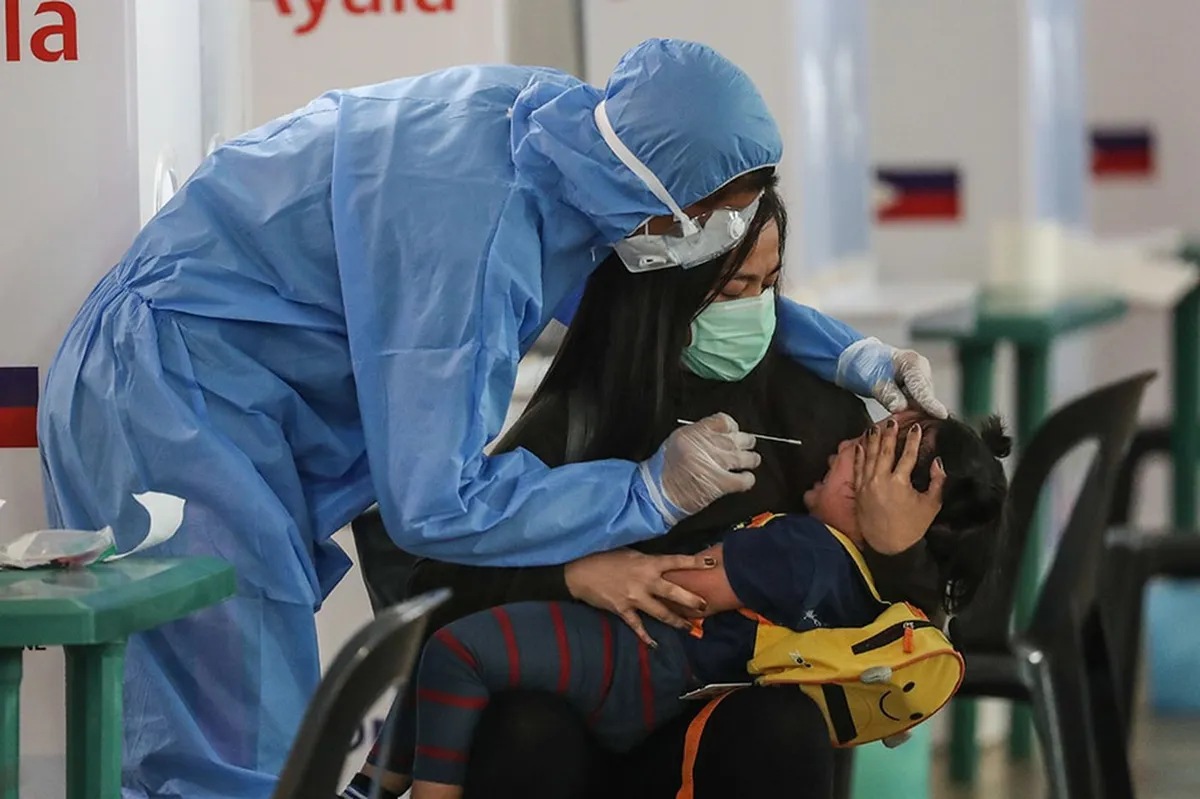 Red Cross, private sector conduct over half of Philippines' COVID-19 ...
