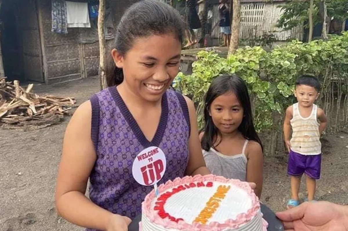 Mga UPCAT passer sa Antique, nakatanggap ng libreng cake | ABS-CBN ...