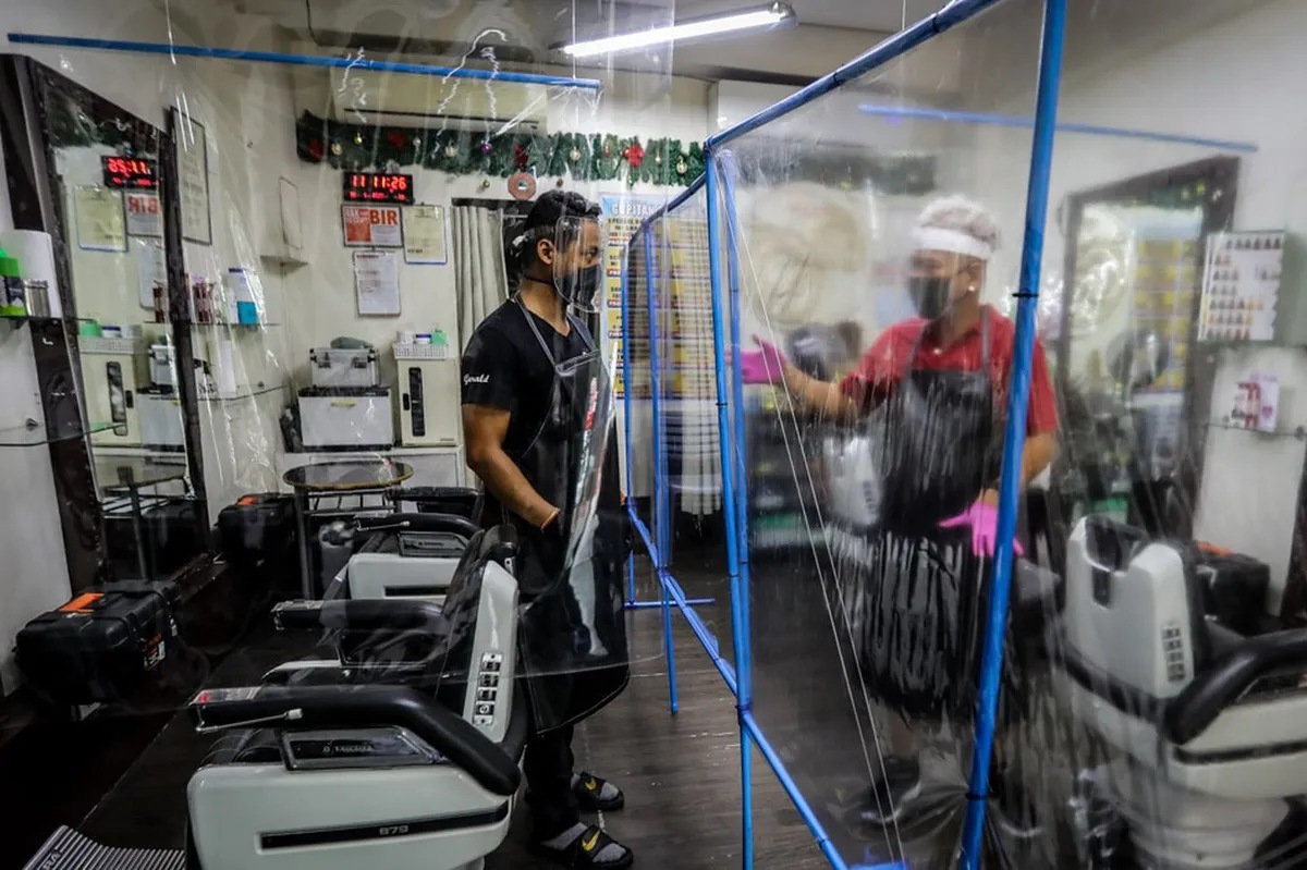 Pros called in to fix clumsy DIY haircuts during lockdown | ABS-CBN ...