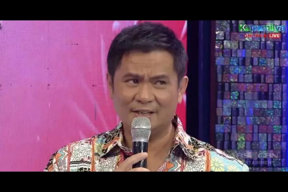Ogie, sinagot ang mga tanong tungkol sa mga ‘ex’ niya | It’s Showtime ... Ogie, sinagot ang mga tanong tungkol sa mga ‘ex’ niya | It’s Showtime ...