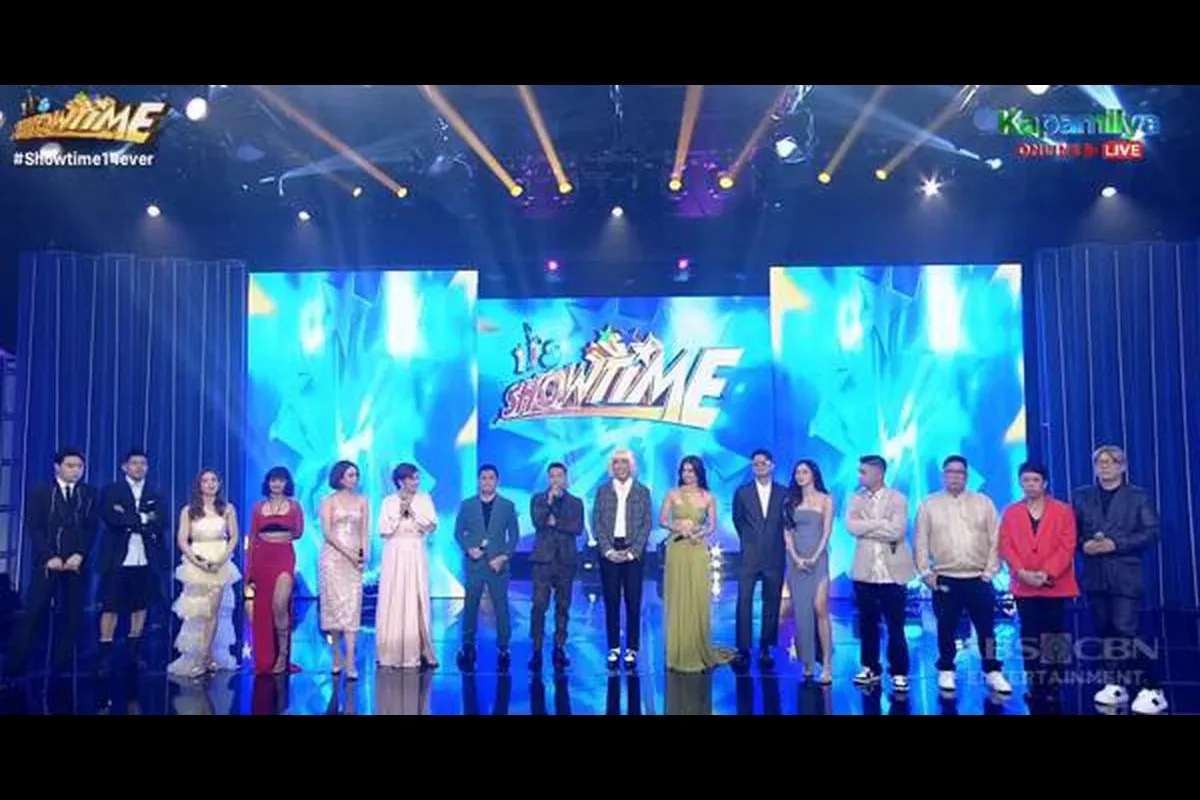It’s Showtime hosts, emosyonal na nagpasalamat sa kanilang 1-4Ever ...