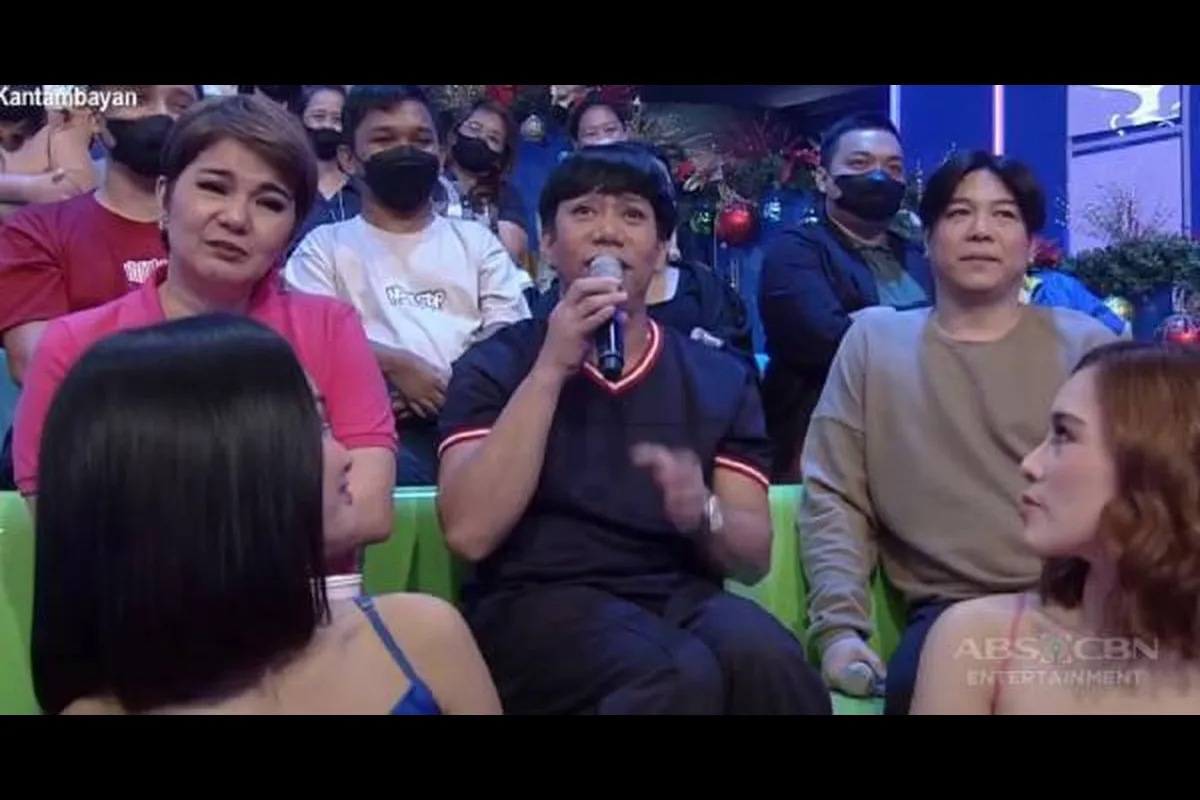 Lassy, biglang naging seryoso sa usaping pagmamakaawa sa pag-ibig | It’s Showtime | ABS-CBN ...