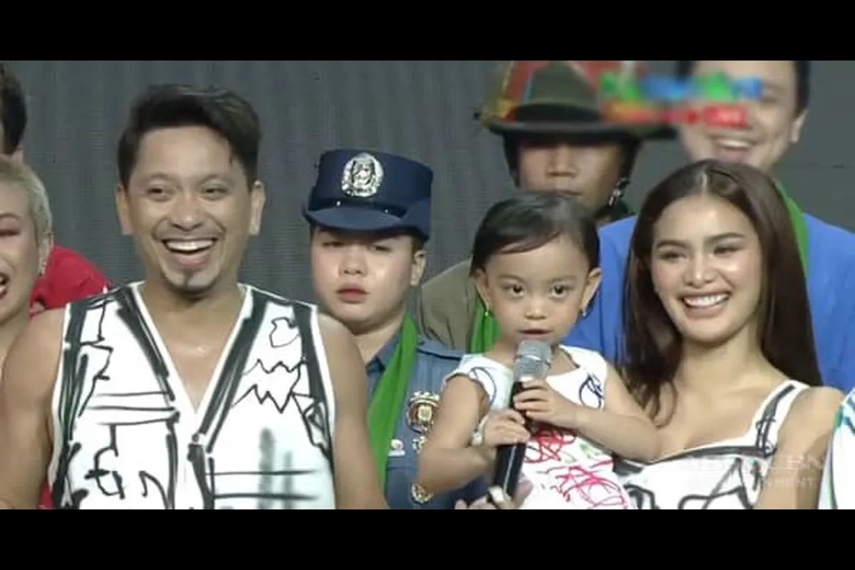 Baby Sarina, may cute na mensahe sa mga hurados | It’s Showtime | ABS ...