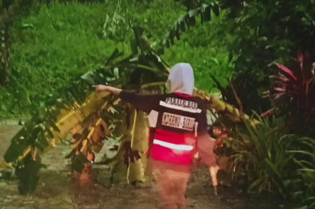 Albay residents trapped in their homes as tropical storm Kristine dumps ...