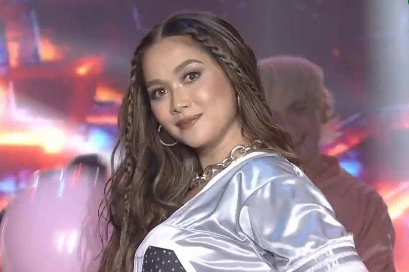 Birthday girl Maja Salvador dances to Maki's 'Dilaw' on ASAP | ABS-CBN ...