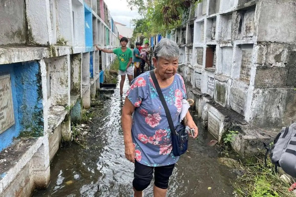 Flooding submerges cemeteries in Bulacan, Pampanga ahead of All Saints ...