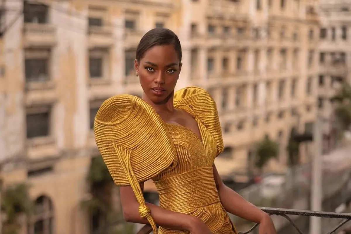 LOOK: Miss Universe PH 2024 Chelsea Manalo as 'Golden Maria Clara ...