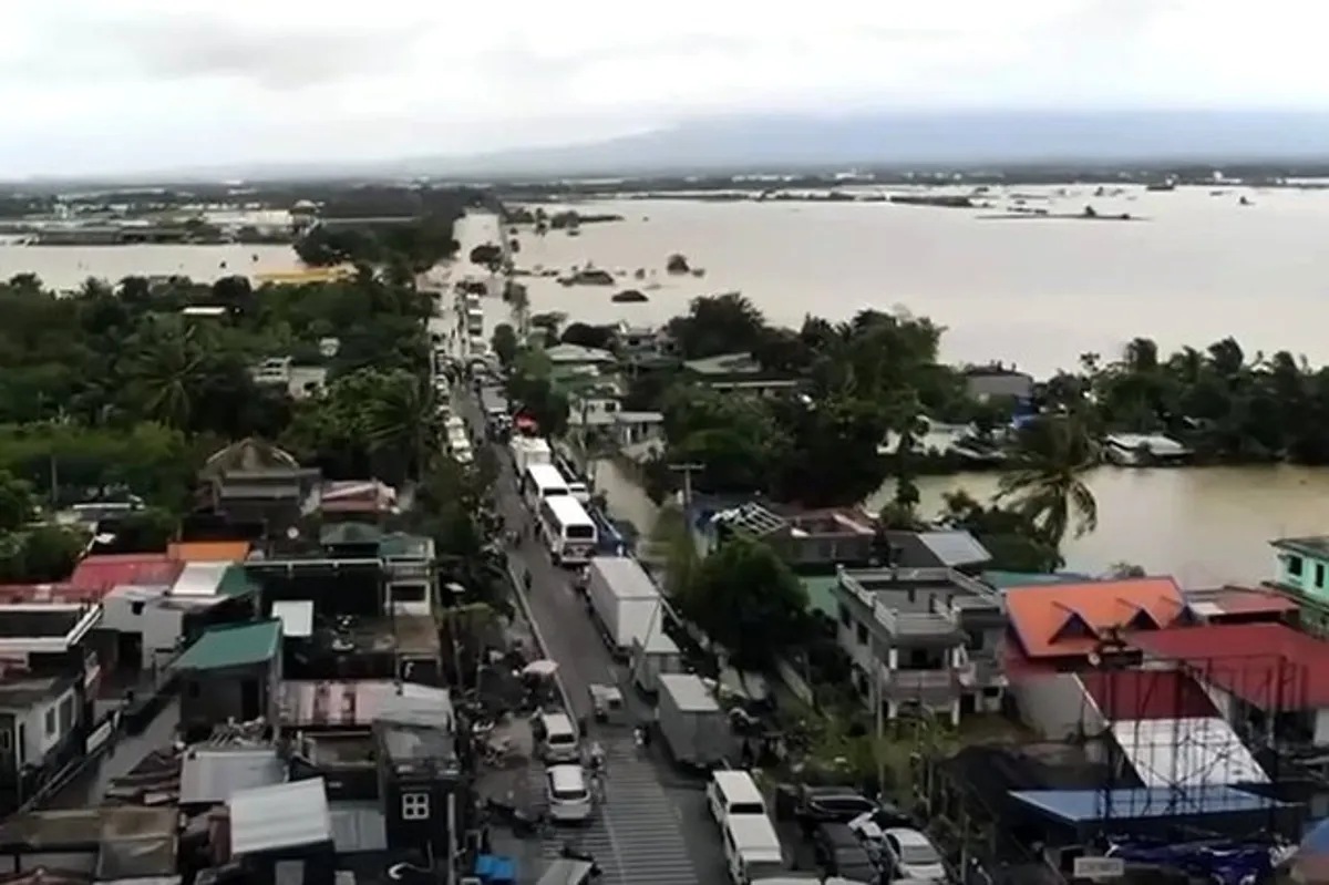 At least 29 dead, 9 injured in Bicol region due to ‘Kristine’: police ...