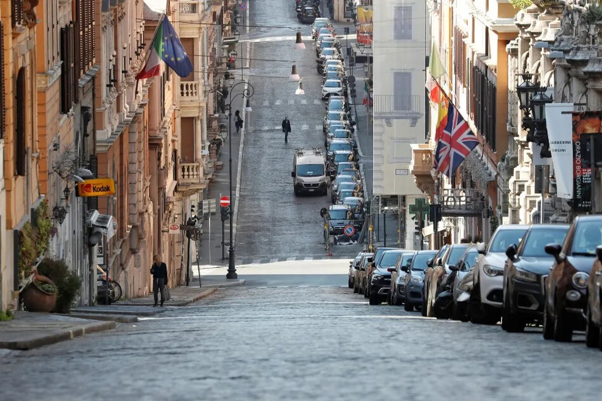 Italy ponders ways to break crippling coronavirus lockdown | ABS-CBN