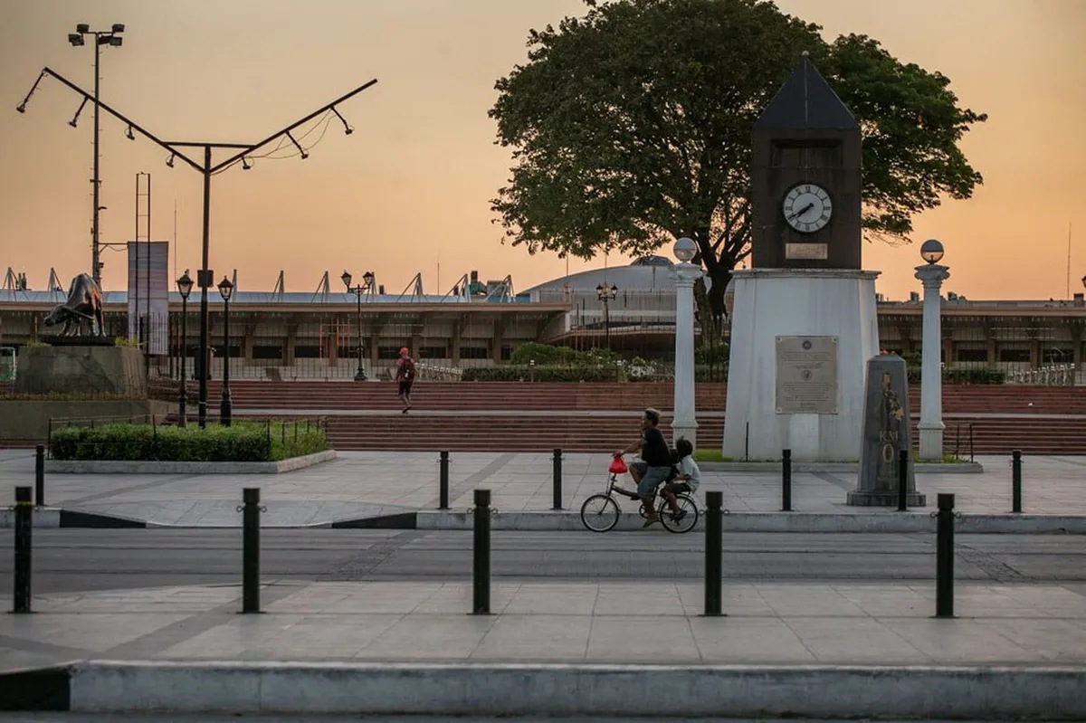 'Modified' lockdown extension needed to flatten the curve: gov't ...