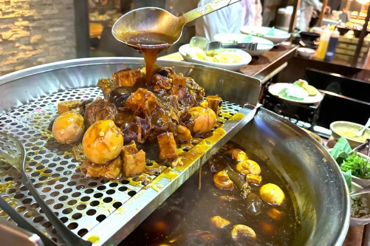 Dusit Thani brings back crossover weekend buffet to The Pantry | ABS ...