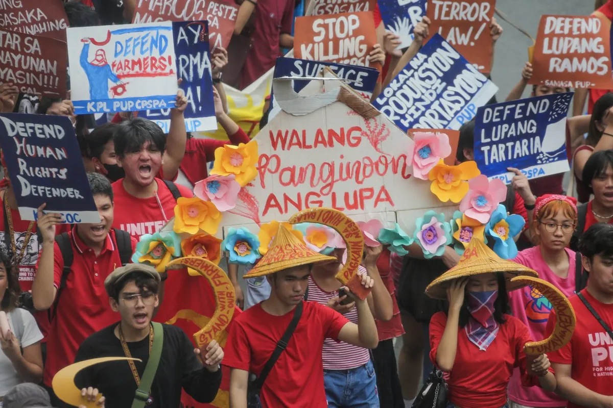 PHOTO: Land rights advocates push for genuine land reforms | ABS-CBN News