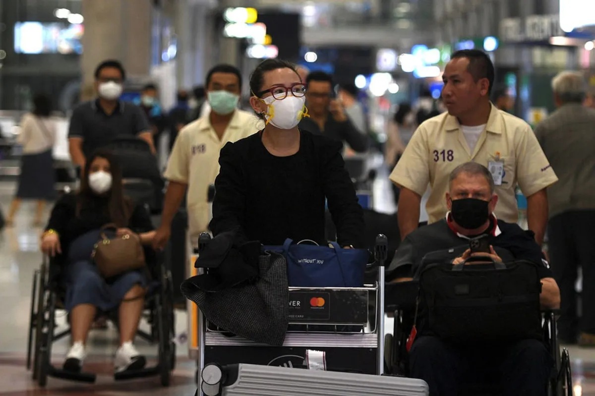 Thai immigration officers at Bangkok airport diagnosed with COVID-19 ...